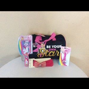 Nickelodeon | Accessories | Nwt Jojo Siwa Set For Girls Nice Gift ...